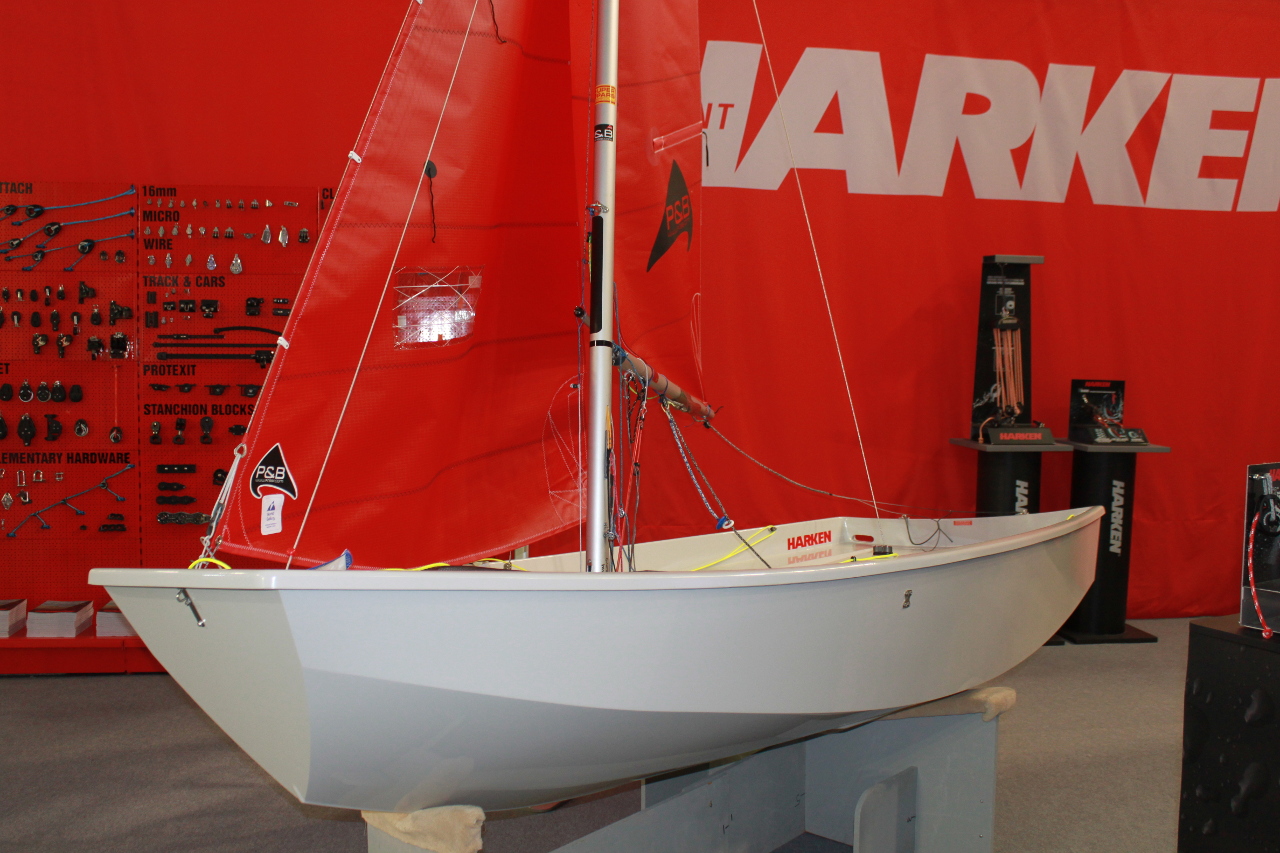 Winder FRP Mirror dinghy