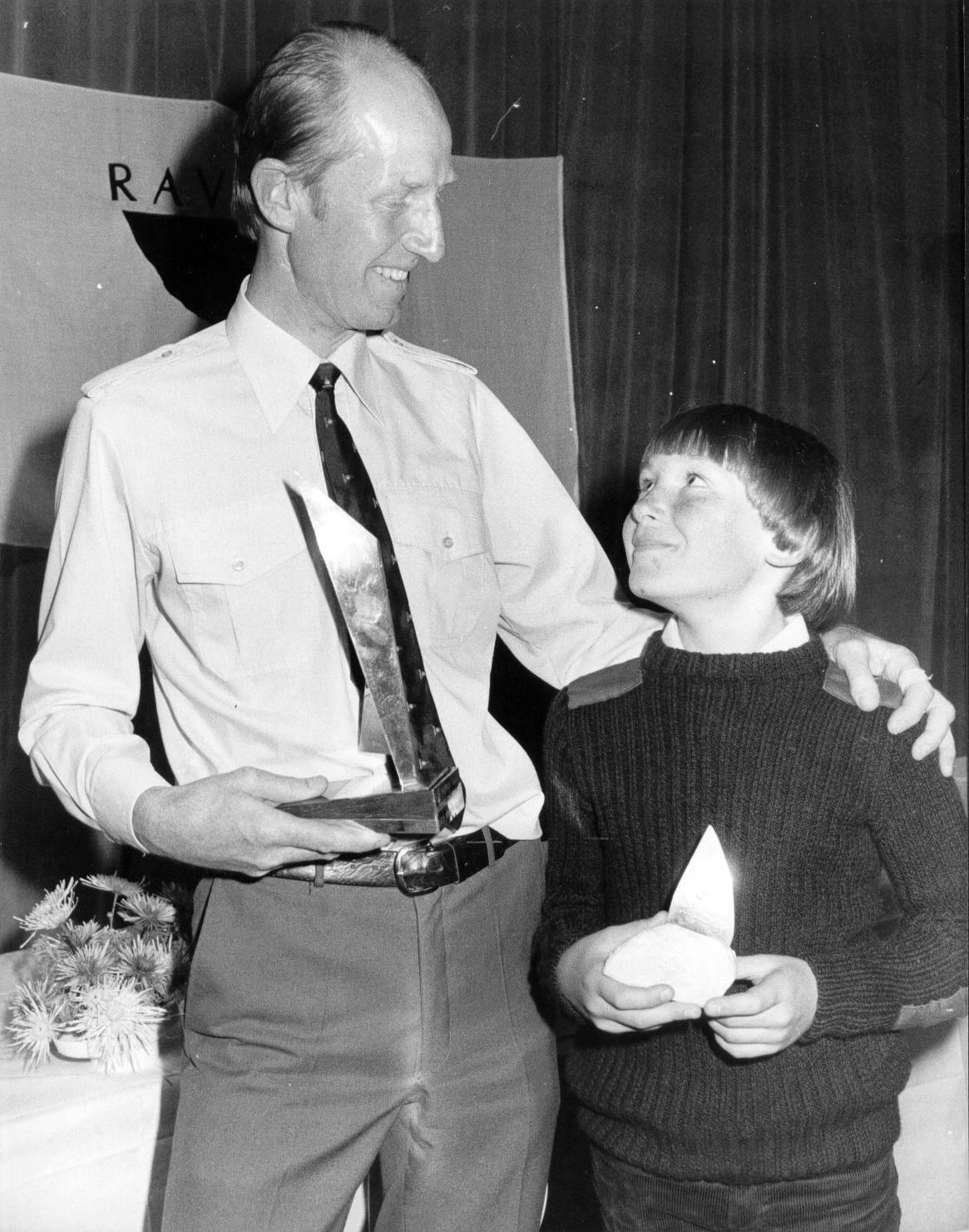 UK Mirror Sailing - The classic family dinghy for training, racing and ...